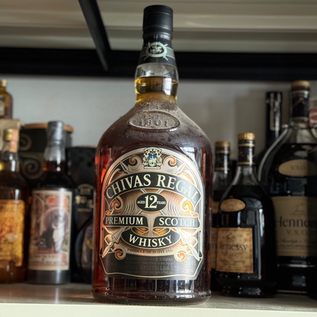 4500ml Chivas 12 Huge bottle no swing 4.5L, Hobbies & Toys, Memorabilia ...