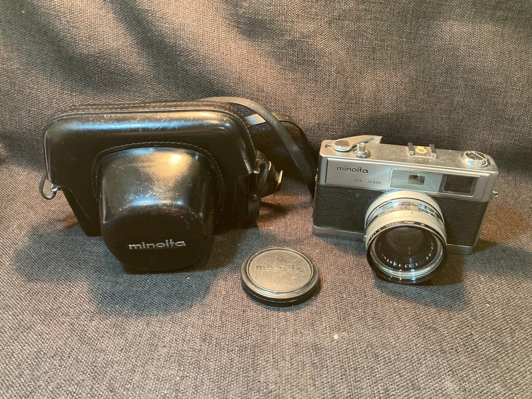 日本製 底片相機 Minolta Hi-Matic 9品相漂亮優質的中高階全能機種 功能正常 不附電池, 相機攝影, 相機在旋轉拍賣