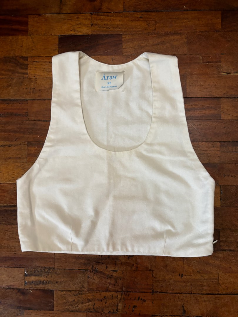 rare araw the line melfi top in buko linen, Women's Fashion, Tops ...