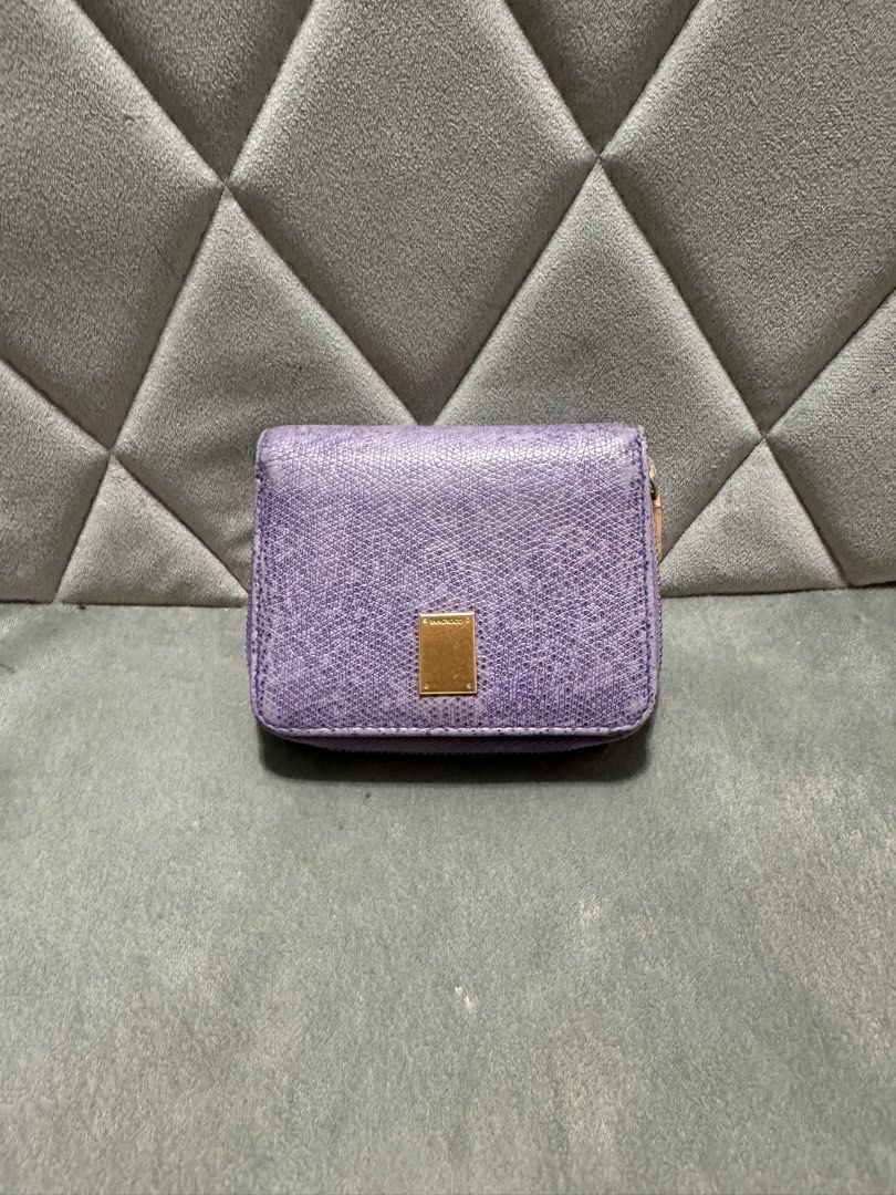 Couronne Bifold Wallet, Women's Fashion, Bags & Wallets, Wallets & Card ...