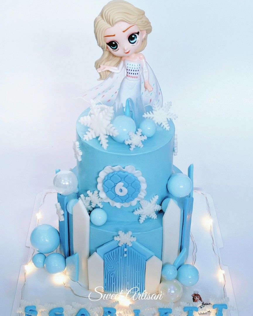 Elsa 2 tier birthday cake, Food & Drinks, Homemade Bakes on Carousell