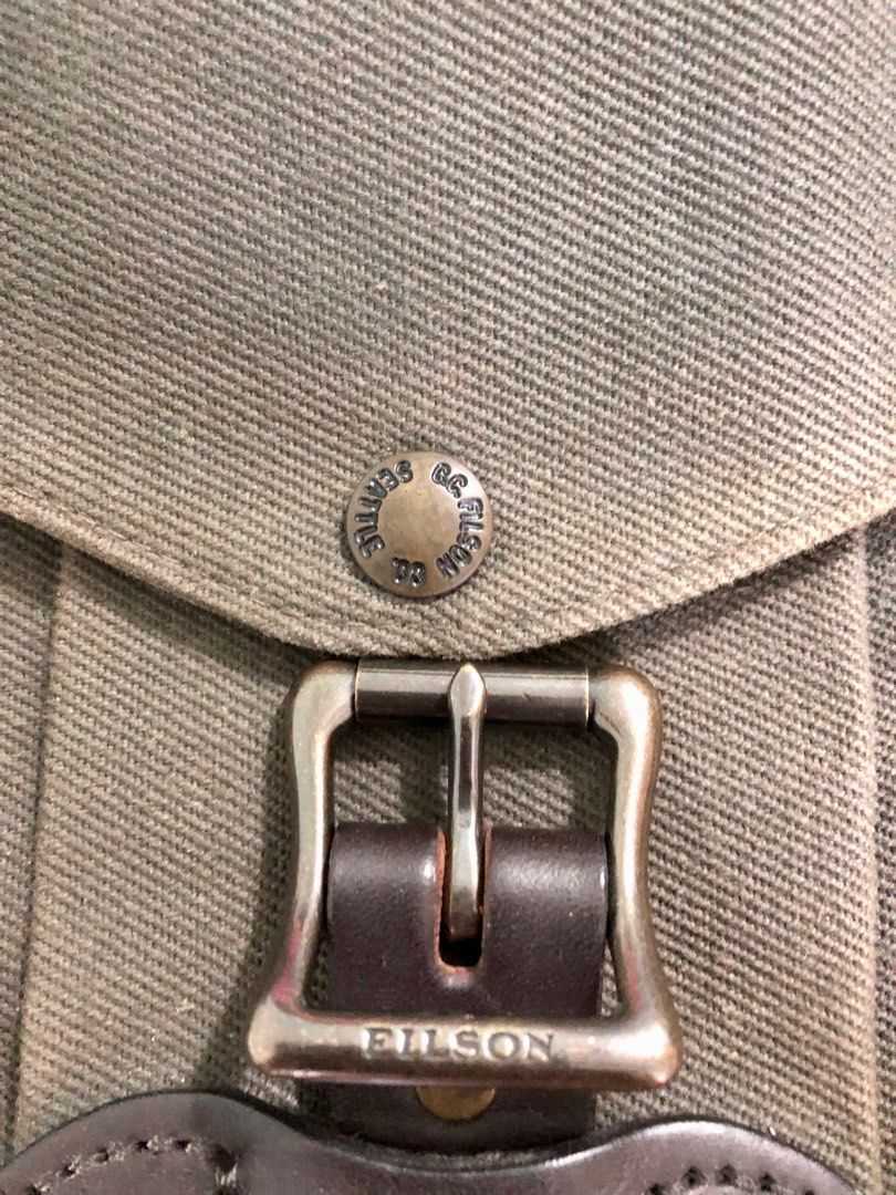 Filson Small Field Bag, Men's Fashion, Bags, Sling Bags on Carousell