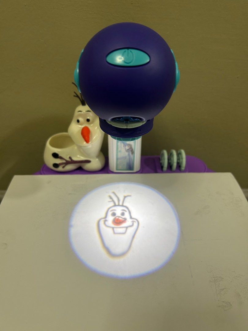 frozen drawing table