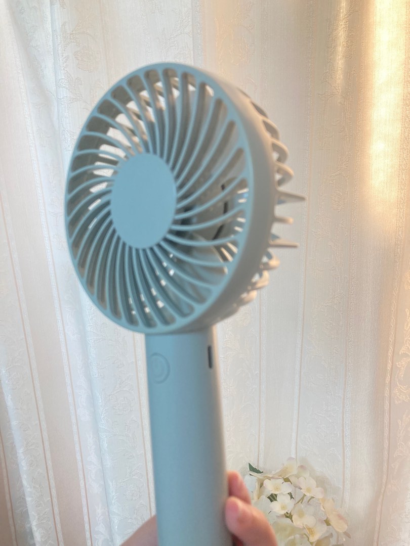 Hand Electric Fan with Stand with Low-High energy and Type-C cord ...