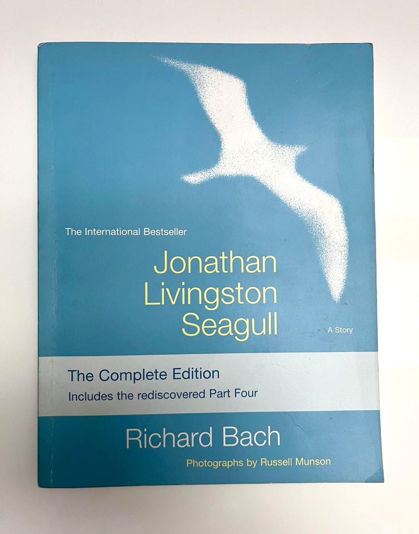 Jonathan Livingston Seagull by Richard Bach, Hobbies & Toys, Books ...