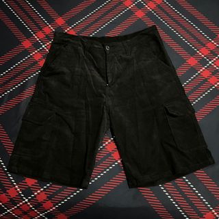 Jorts hitam Dijual | Carousell Indonesia