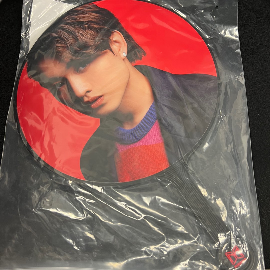 Mirror Jer Lau 柳應廷 官方演唱會 紀念品 扇 Fan, 其他, 其他 - Carousell