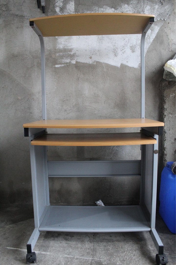 Movable Study/Computer Table 🇯🇵, Furniture & Home Living, Office ...