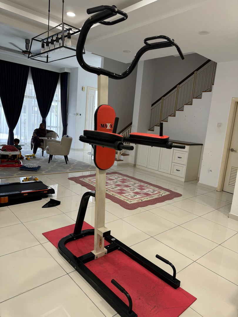 Power Tower, Sports Equipment, Exercise & Fitness, Toning & Stretching ...