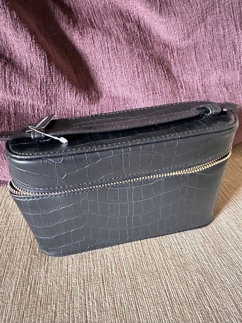 Sephora Cosmetics Pouch, Women's Fashion, Bags & Wallets, Purses ...