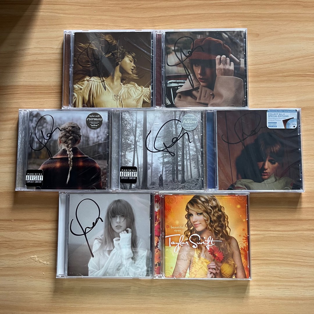 Signed Taylor Swift CD bundle, Hobbies & Toys, Music & Media, CDs ...