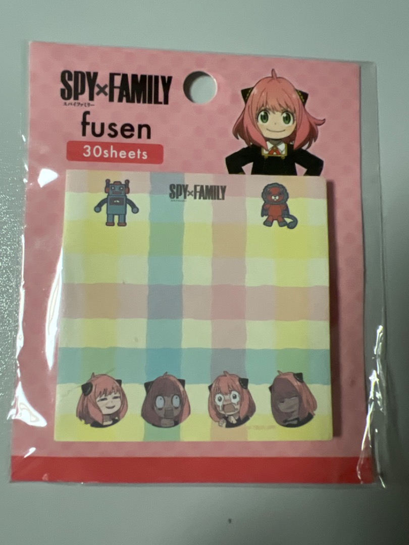 Spy family Spy x family memo sticker 便條紙, 興趣及遊戲, 玩具 & 遊戲類 - Carousell