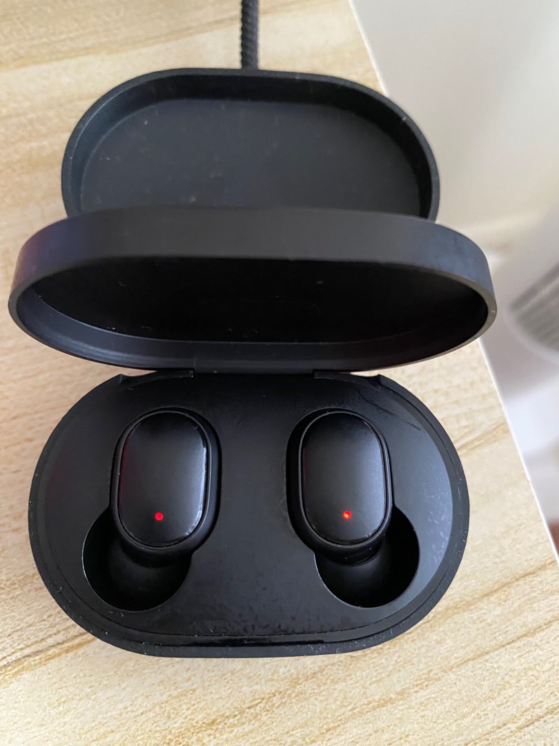 Xiaomi Redmi wireless earbuds, Audio, Earphones on Carousell
