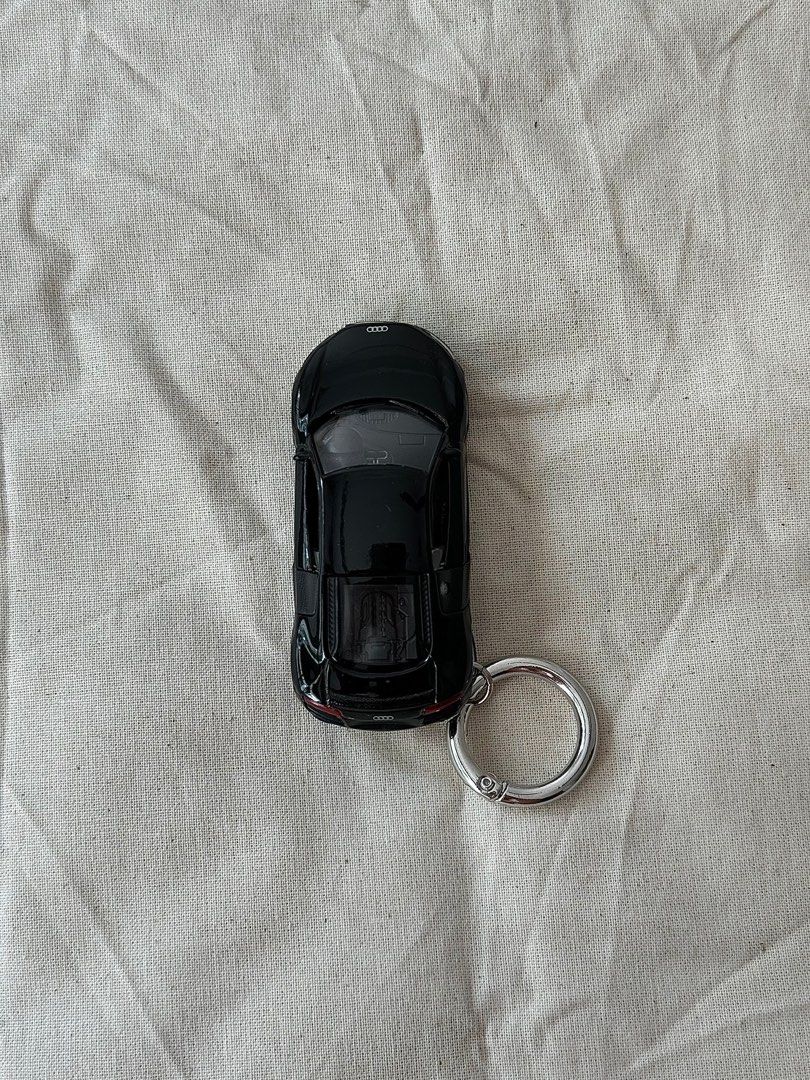 Audi R8 Coupé V10 keychain, Hobbies & Toys, Toys & Games on Carousell