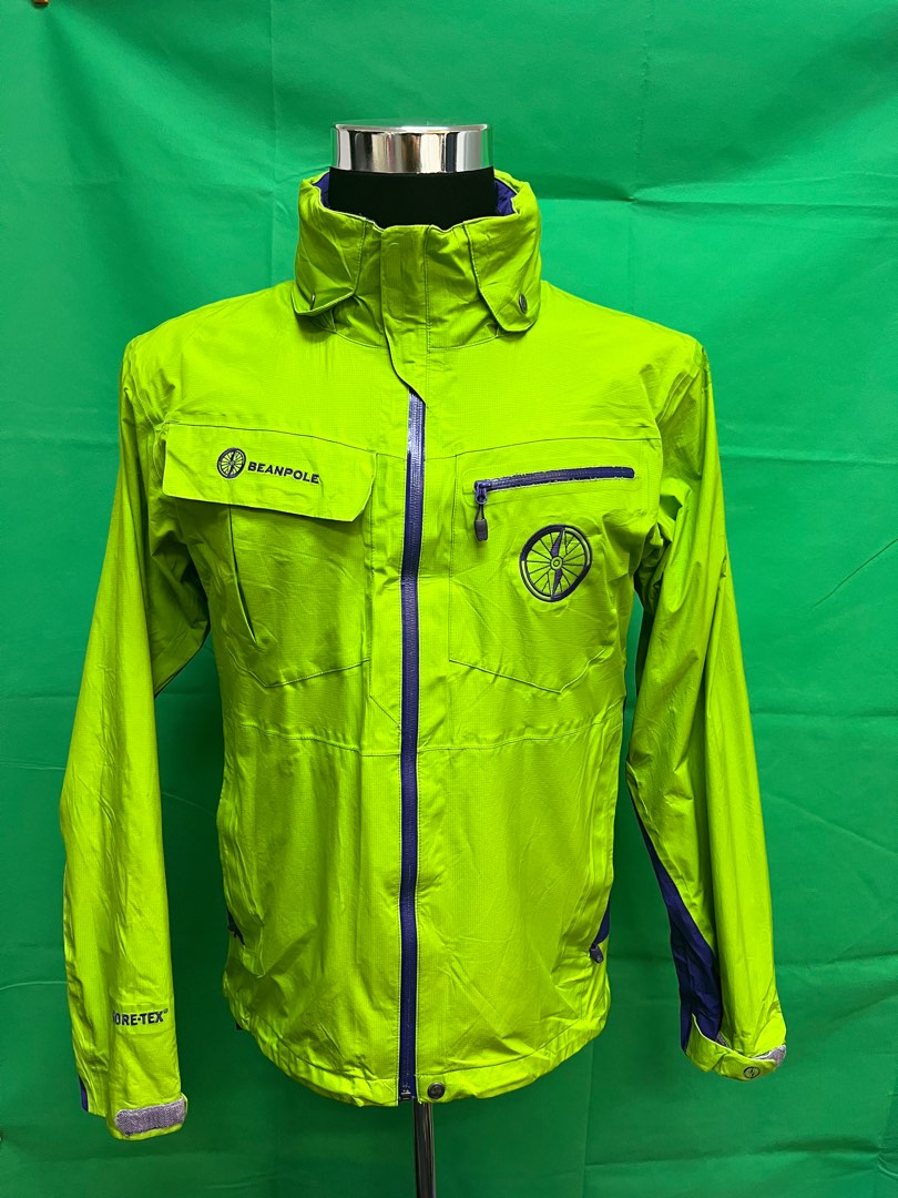 Beanpole Goretex Jacket, Women's Fashion, Activewear on Carousell