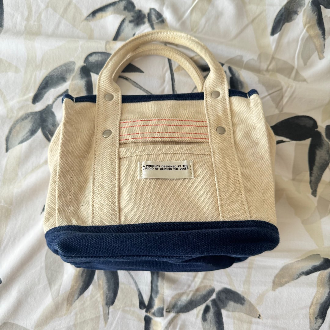 Beyond The Vines Mini Tote Bag in Canvas (Bundle), Women's Fashion ...