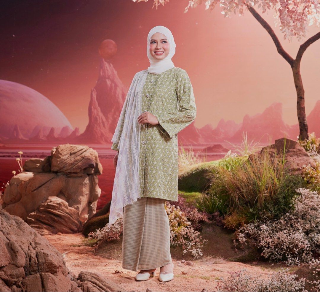 Bulan bintang sisters, Women's Fashion, Muslimah Fashion, Baju Kurung ...