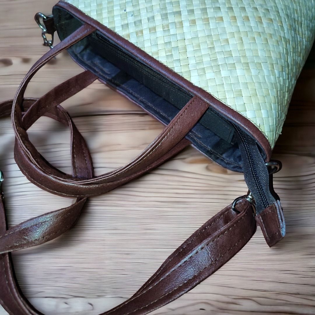 Chic Native Handmade Pandan Sling Bag - Eco-Friendly & Stylish, Women's ...