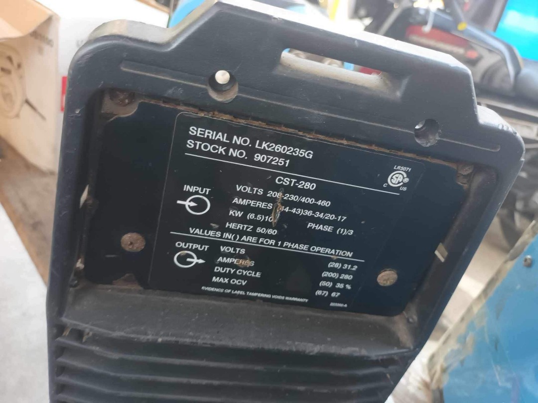 CST 280 WELDIING MACHINE, Commercial & Industrial, Construction Tools ...