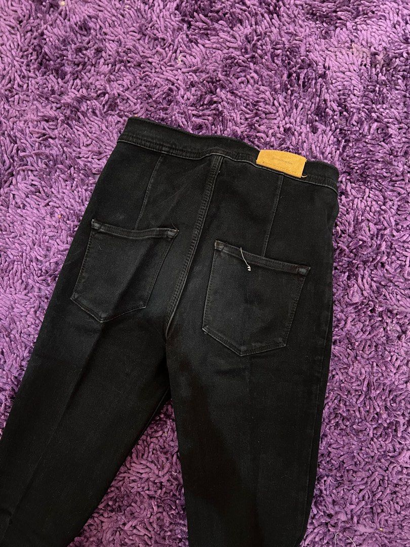High jeans hitam stadivarius, Fesyen Wanita, Pakaian Wanita, Bawahan di ...