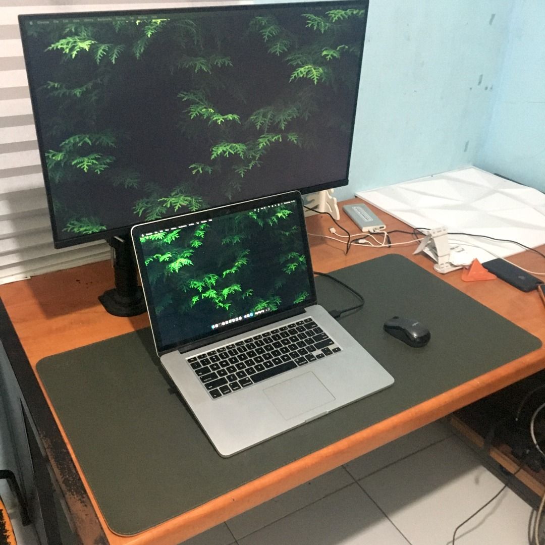 Mouse Pad Besar / Desk Mat Dua Warna Bolak Balik 90x45cm, Elektronik ...