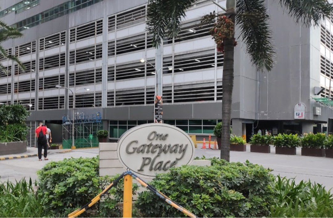 One Gateway Place - 1 Bedroom, Property, For Sale, Apartments & Condos ...