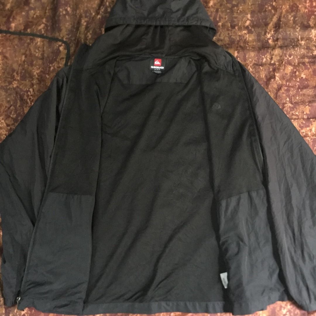 QUICKSILVER WIND BREAKER JACKET ( LIGHT WEIGHT ) MEDIUM 21 x 28 GOOD ...