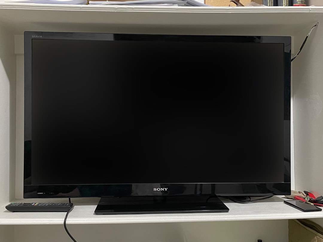 Sony Bravia 42” Full HD TV, TV & Home Appliances, TV & Entertainment ...