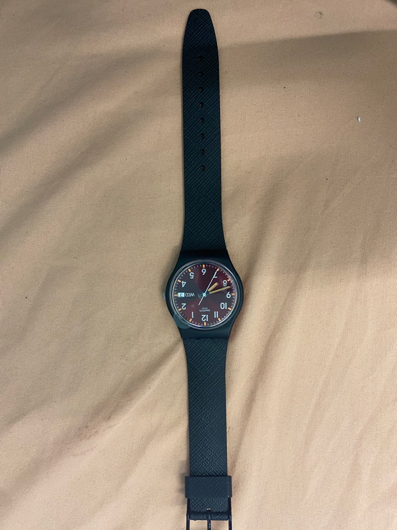 Swatch Ref:SO28B704, Luxury, Watches on Carousell