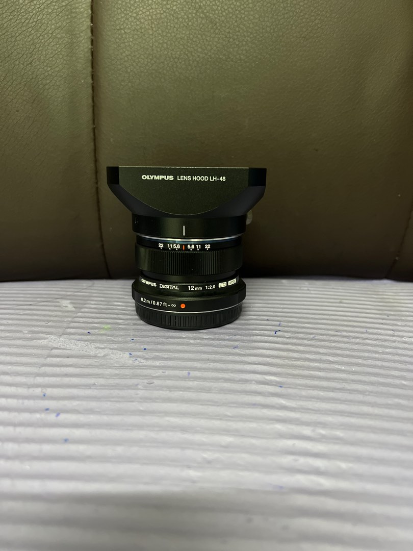 罕有黑色 完美無瑕 Olympus 12 12mm F2 Panasonic m43 Mount Black 有遮光罩, 攝影器材, 鏡頭及 ...