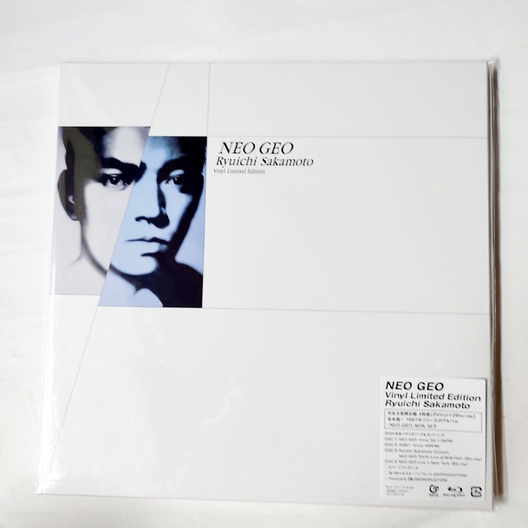 坂本龍一 Ryuichi Sakamoto NEO GEO Vinyl Limited Edition 完全生產限定 2x LP + 2x blu ray 日本進口版, 興趣及遊戲, 音樂 ...