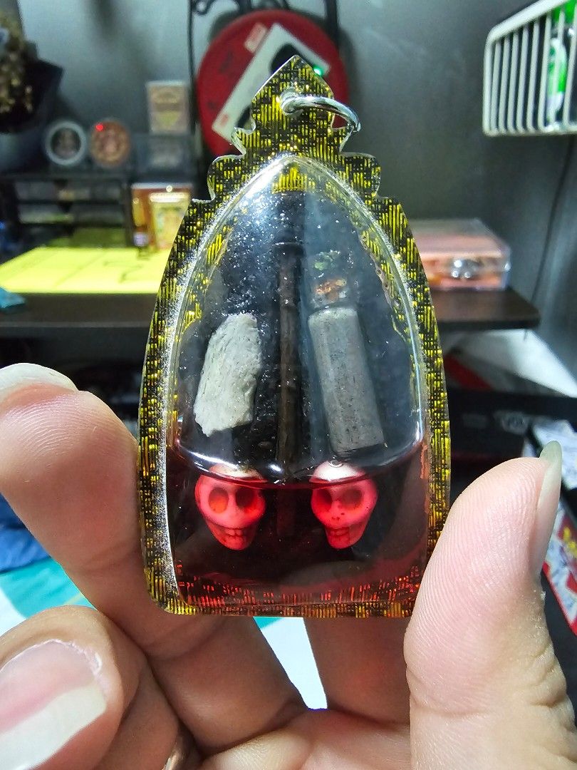 Ajarn Kriangkai Samnak Phor Prai Thong Amulets, Hobbies & Toys ...