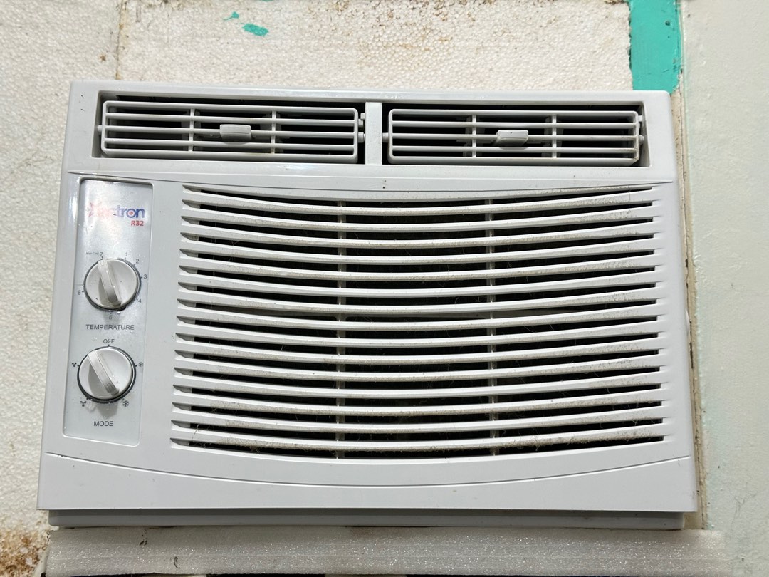 Astron Aircon 0.6hp Window type r32, TV & Home Appliances, Air ...