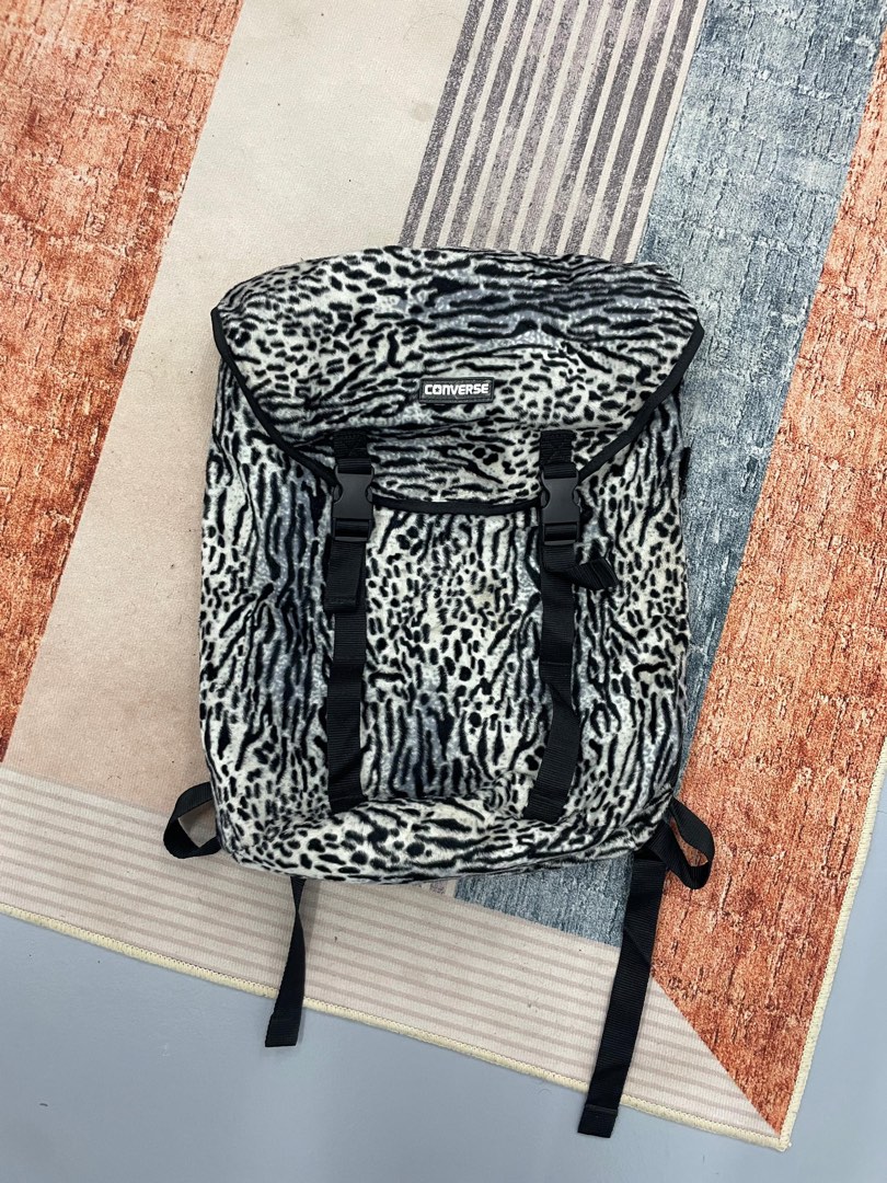 Bag Converse Backpack (Jenis Cerut dan Clip), Men's Fashion, Bags ...