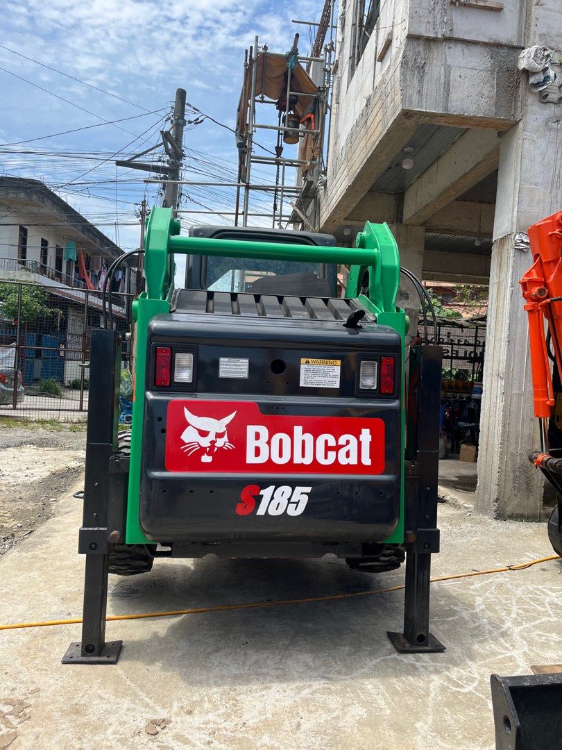 Bobcat S185 skid steer wheel loader with breaker, Special Vehicles ...