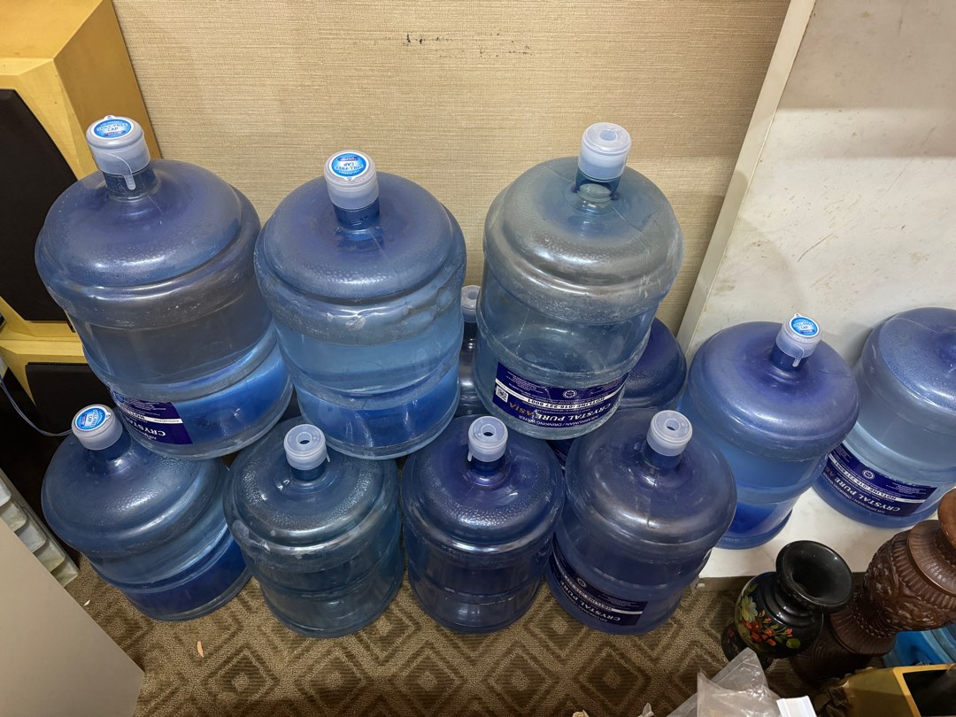 Botol tank besar (Sesuai untuk simpan air), Babies & Kids, Nursing ...