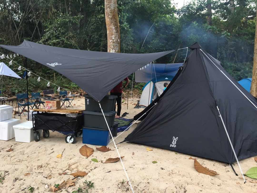DoD Tent_1 Pole_M Size, Sports Equipment, Hiking & Camping on Carousell