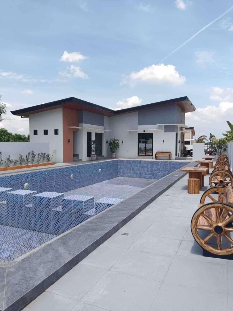 FOR SALE NEWLY BUILT RESORT IDEAL FOR STAYCATION OR RESTHOUSE W/ VIEW ...