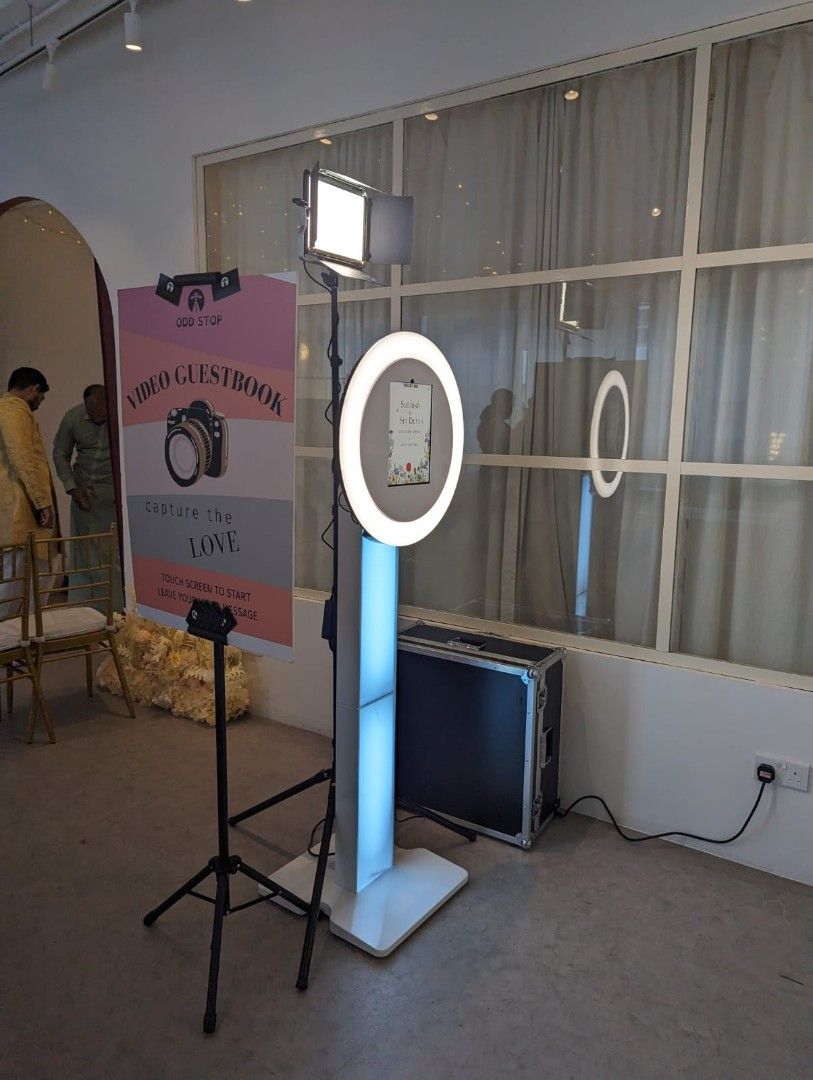Photo Booth / Video Guest Book, Hobbies & Toys, Stationery & Craft ...