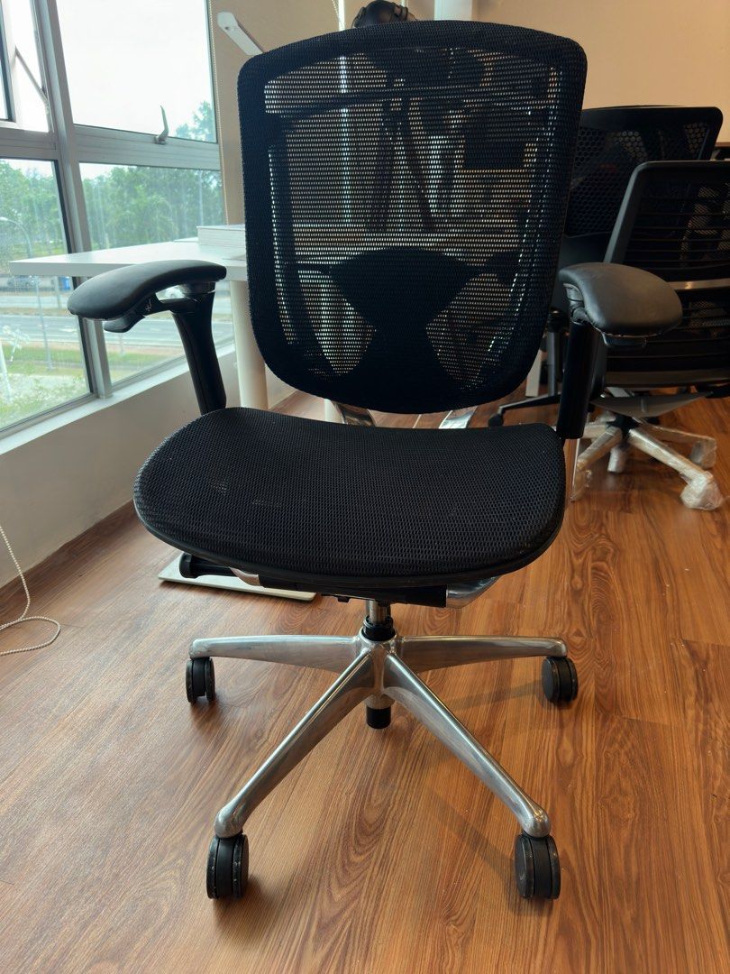 High end Okamura contessa chair polish steel frame, Computers & Tech ...