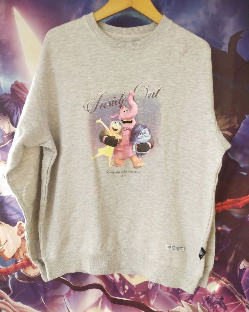 Inside Out x SPAO Big Print Official Animation Cartoon Crewneck Sweater ...