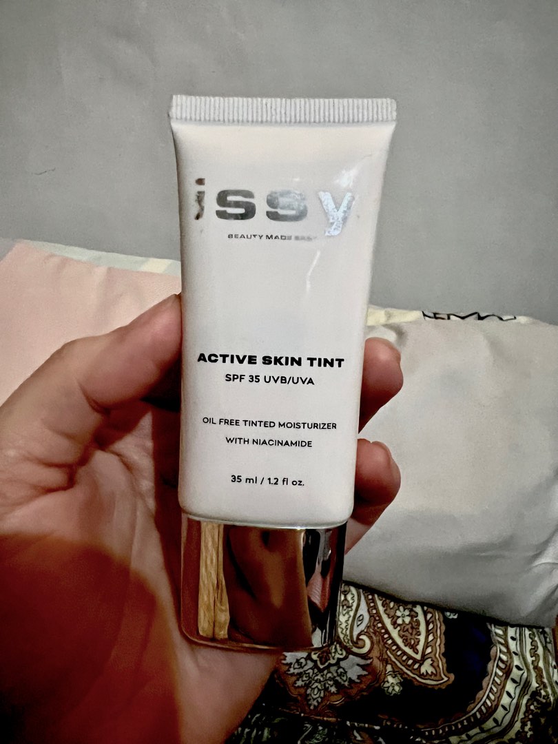 Issy Skin Tint, Beauty & Personal Care, Face, Makeup on Carousell