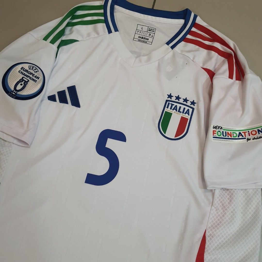 Italy Calafiori, Men's Fashion, Activewear on Carousell