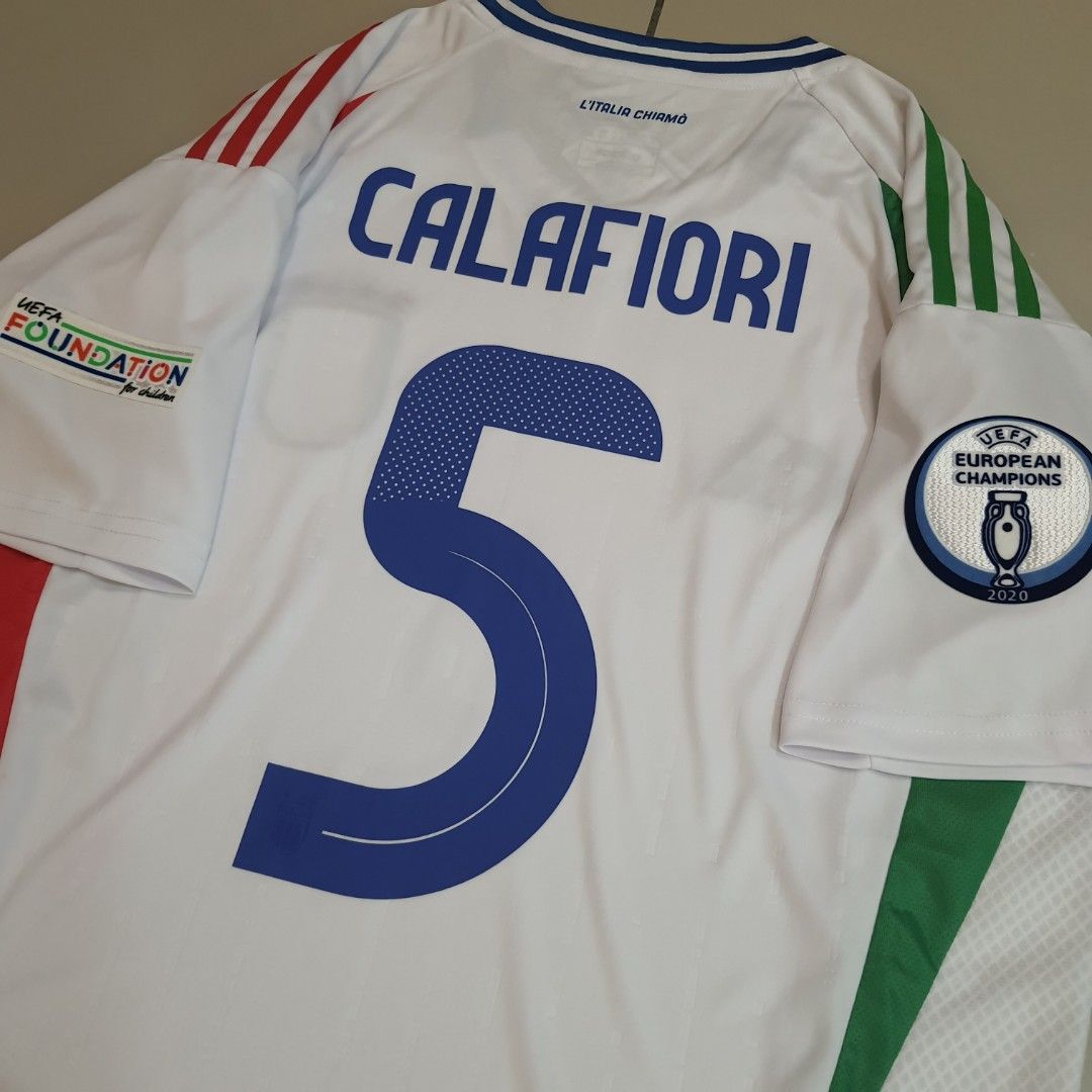 Italy Calafiori, Men's Fashion, Activewear on Carousell