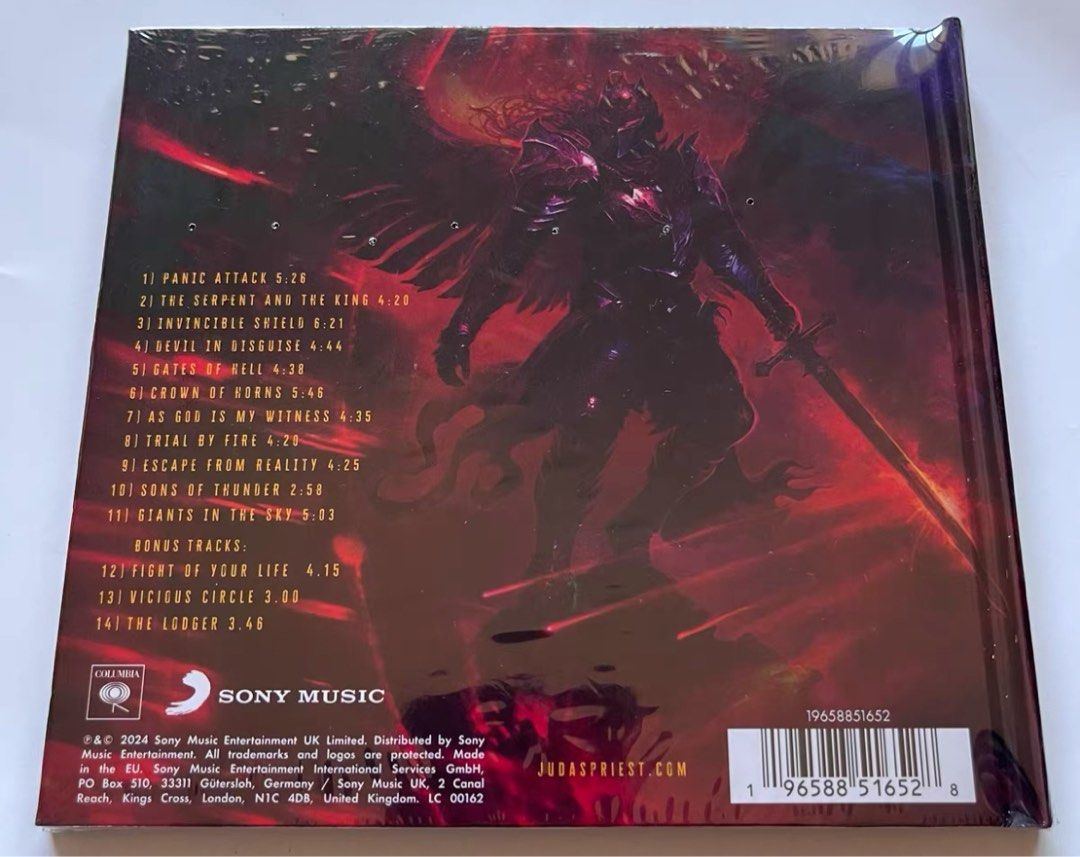 Judas Priest Invincible Shield Deluxe Extra 3 Bonus Tracks , Hobbies ...