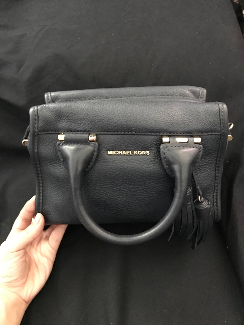 Michael Kors Two Way Bag, Women's Fashion, Bags & Wallets, Shoulder ...