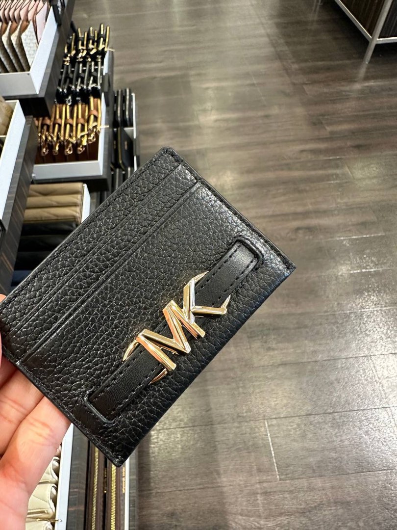 Micheal Kors Reed Card Holder, Luxury, Bags & Wallets on Carousell