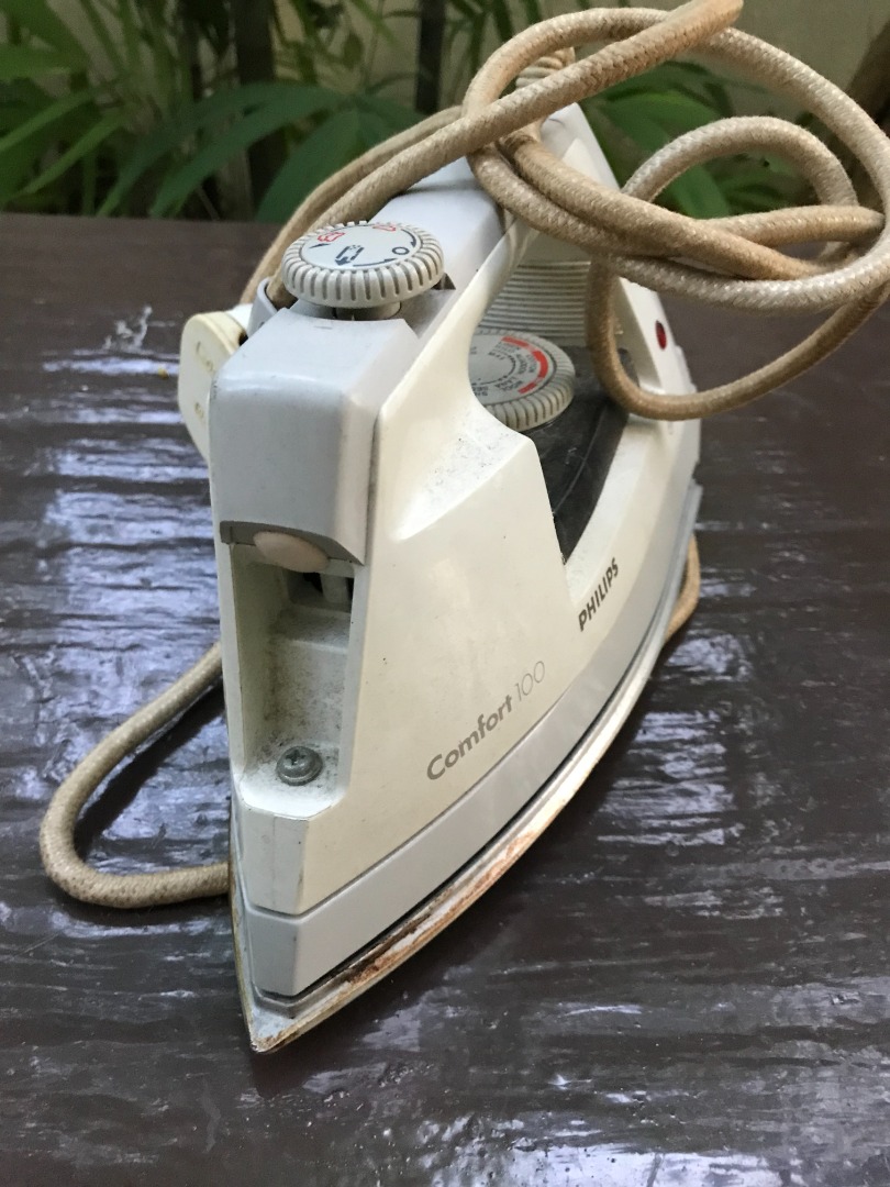 Philips Comfort 100 iron. In good working condition., TV & Home ...