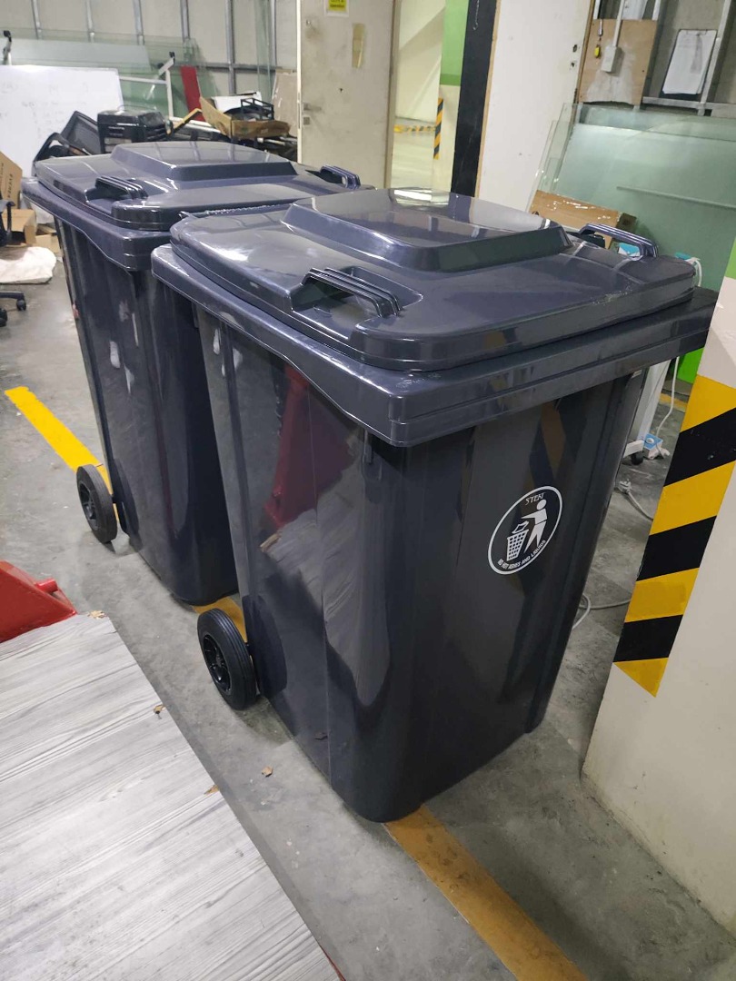 ROLLING TRASH BIN, Furniture & Home Living, Cleaning & Homecare ...