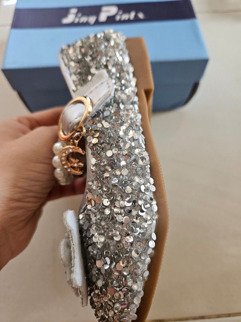 Sepatu princess anak, Bayi & Anak, Baju Anak Perempuan, 4 hingga 7 ...